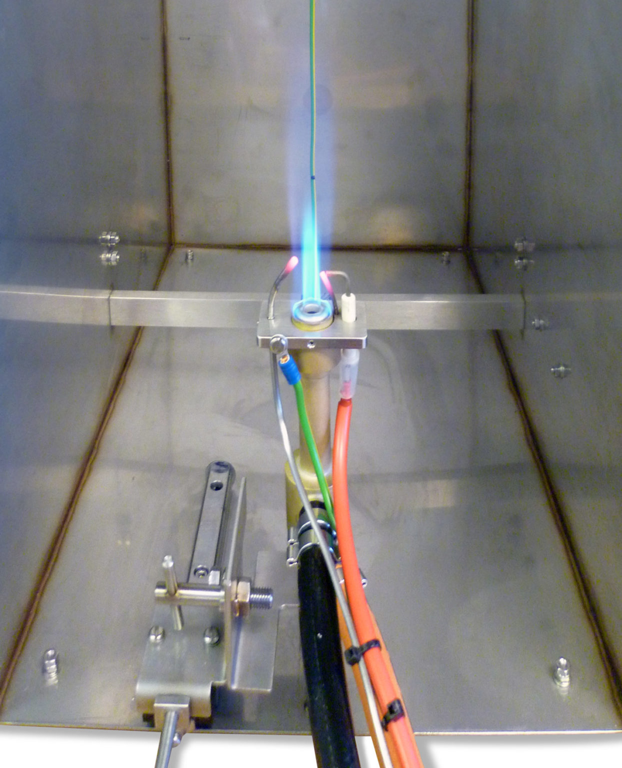 New Test Equipment For Cable Testing And Construction Materials